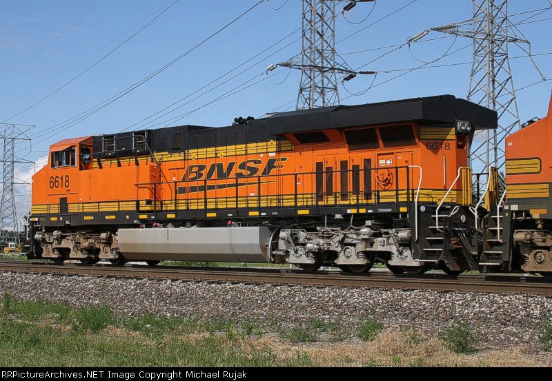 BNSF 6618